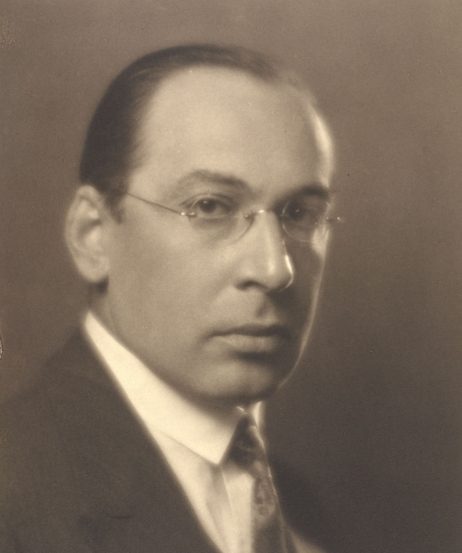 Alfred Einstein Award - AMS